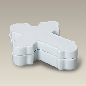 5" Cross Shaped Box — Maryland China